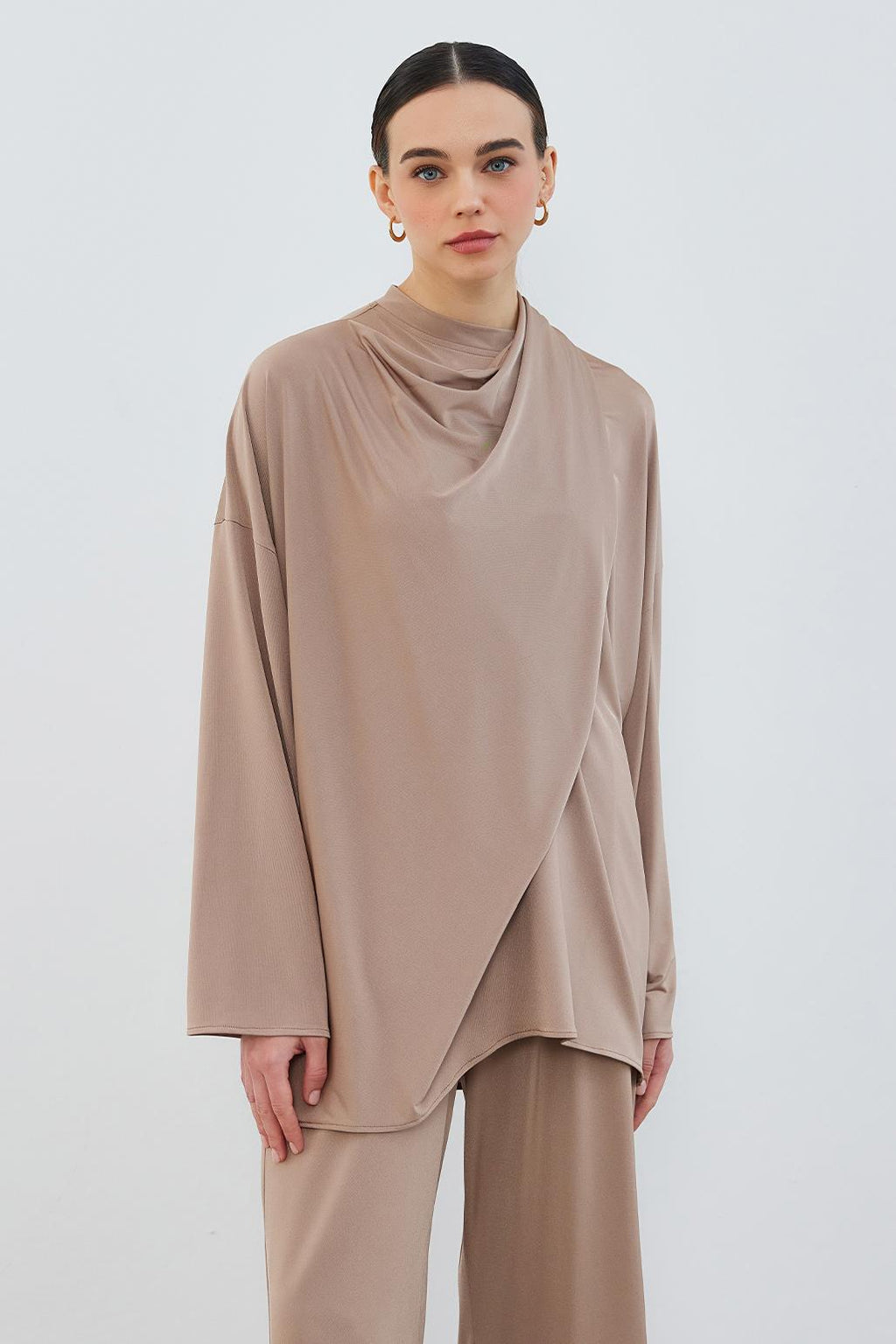 Silk Knitted Relax Tunic Mink – Kadriye Baştürk Global
