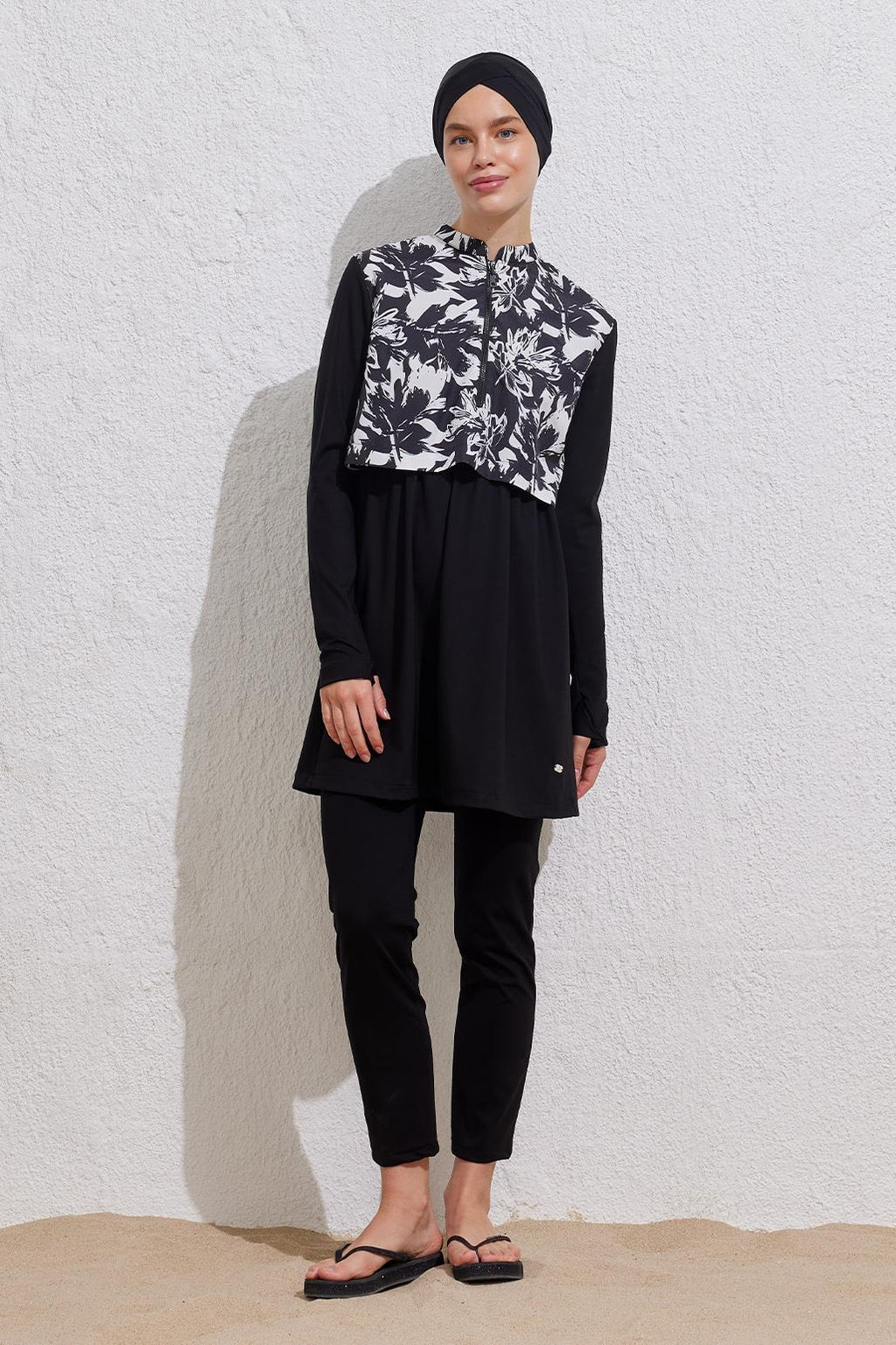 Lycra Zippered Patterned Modest Swimsuit Two-Piece Set Black – Kadriye ...