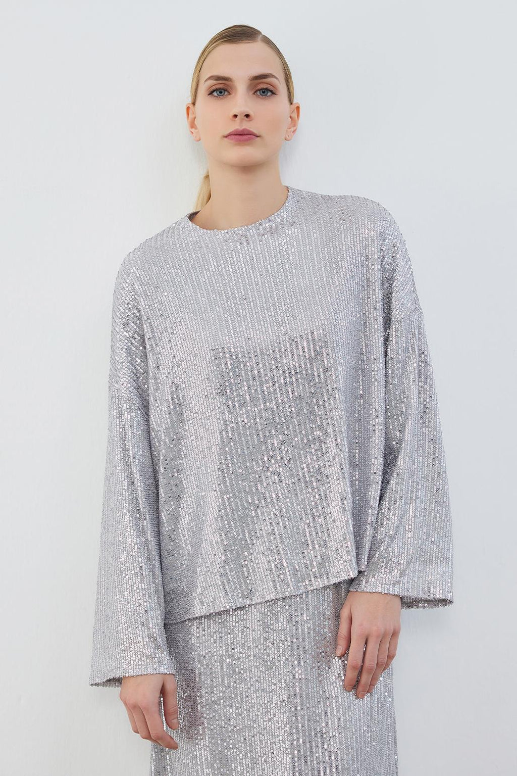 Galia Sequin Embroidered Tunic Silver – Kadriye Baştürk Global